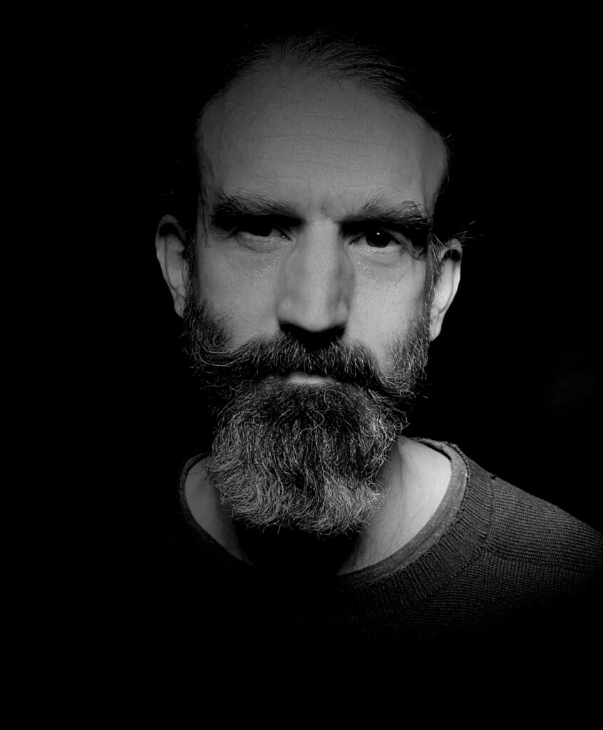 CREATIVE NETWORK - Loud